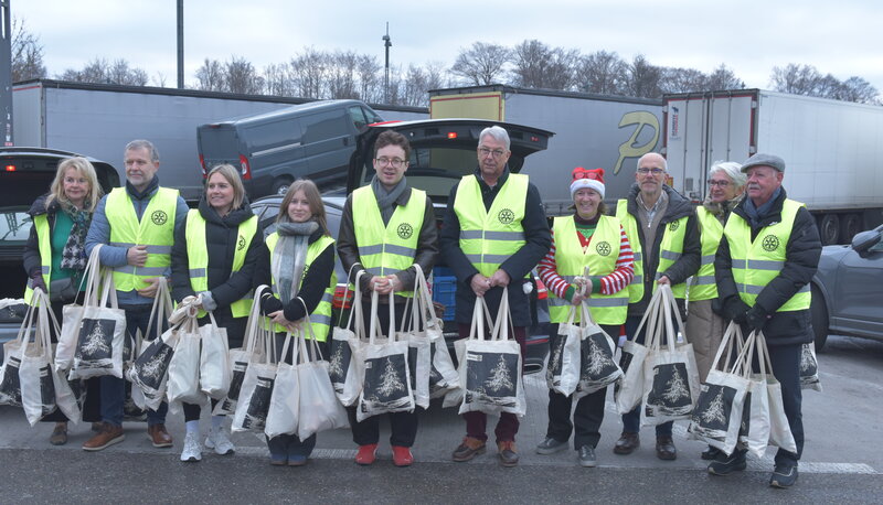 Rotary in Deutschland: Weihnachtsbescherung für LKW-Fahrer
